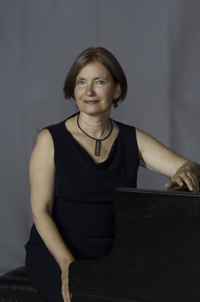 FROM HEALTHY TECHNIQUE TO NATURAL ARTISTRY WITH PENELOPE ROSKELL ...